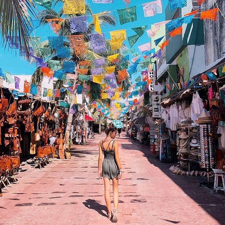 The Top 10 Markets and Shops in Isla Mujeres - Na Balam